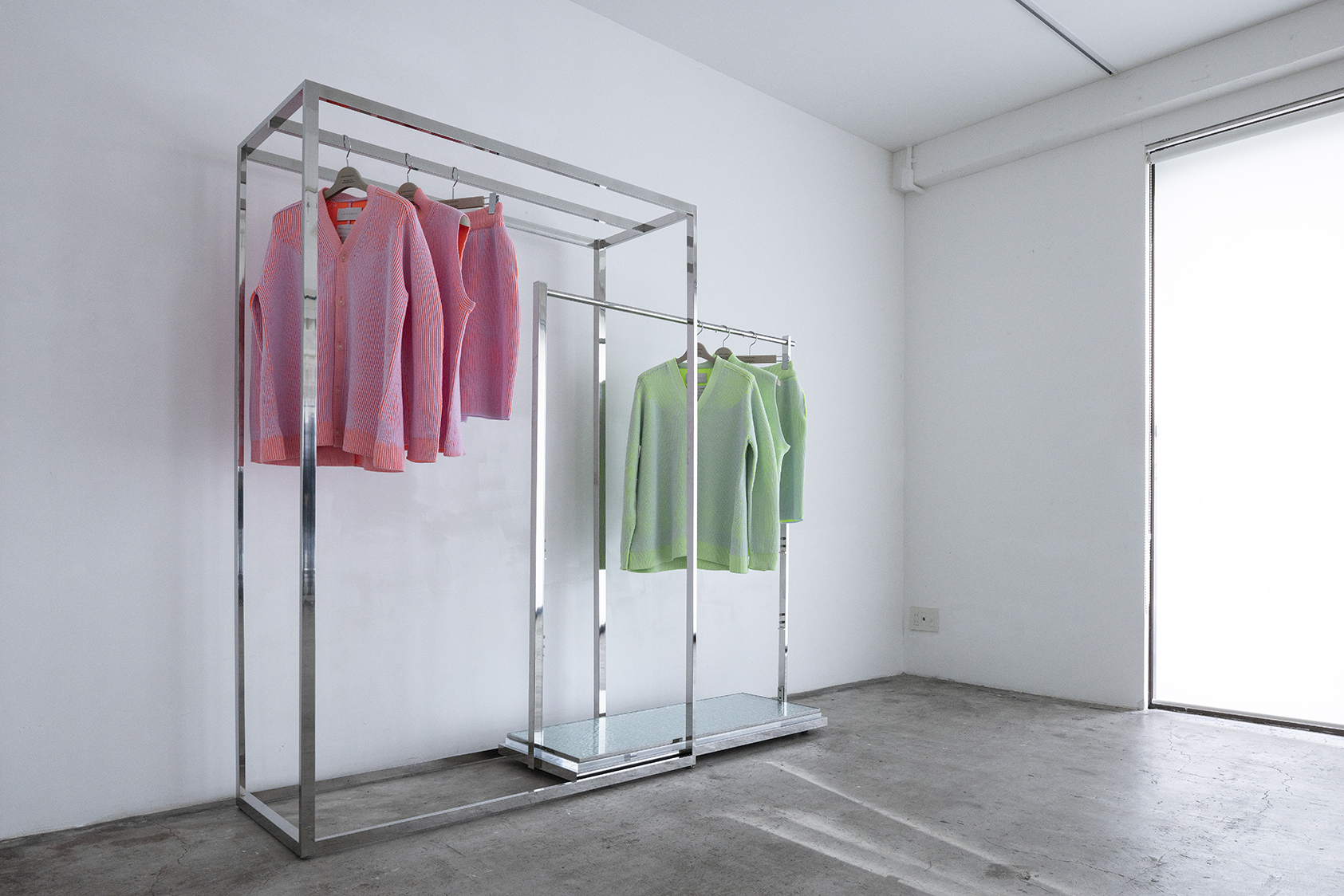 NESTING HANGER RACK - SHU TO